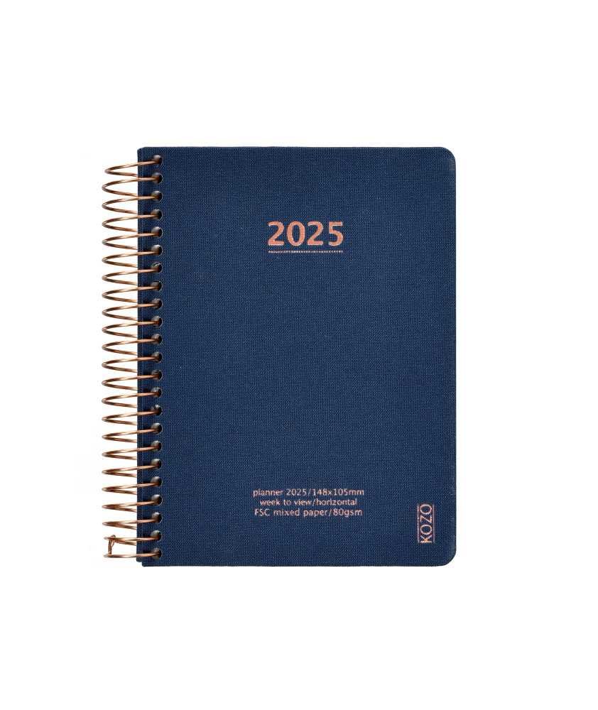 KOZO Ugekalender 2025 A6 Navy - Kalender - staxenshop.dk